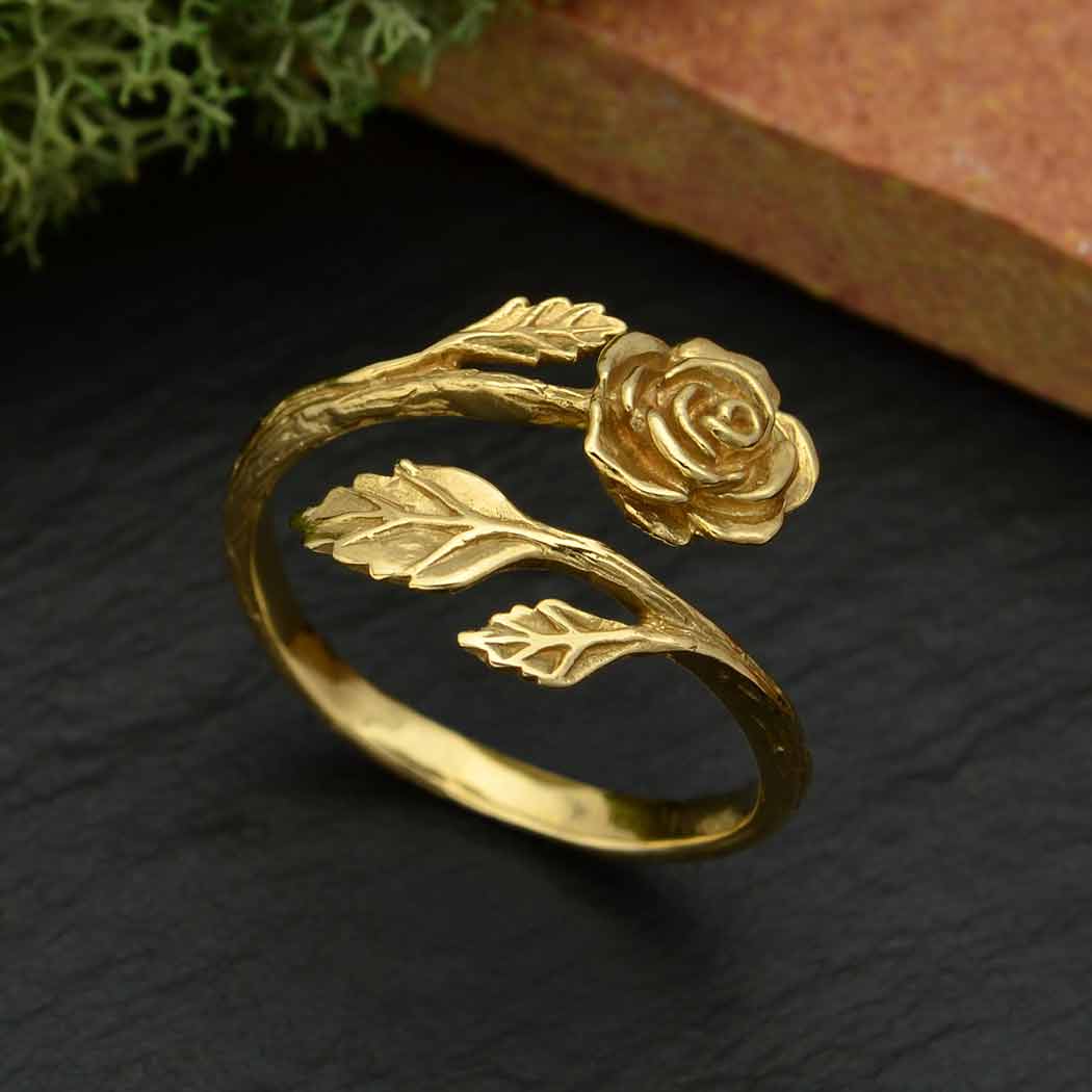 Bronzen ring roos