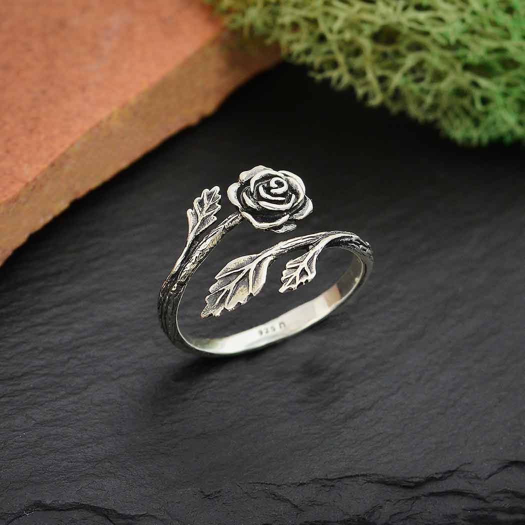 Zilveren ring roos